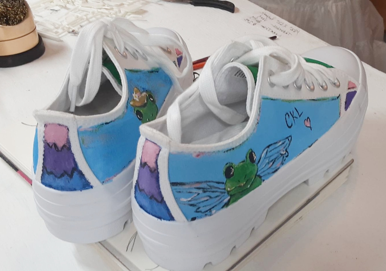 Frog Shoes! – Chanlee Kathleen Long